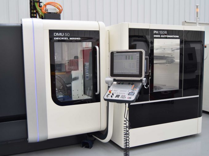 Used DMG DMU 50 with DMG AUTOMATION PH150I8
